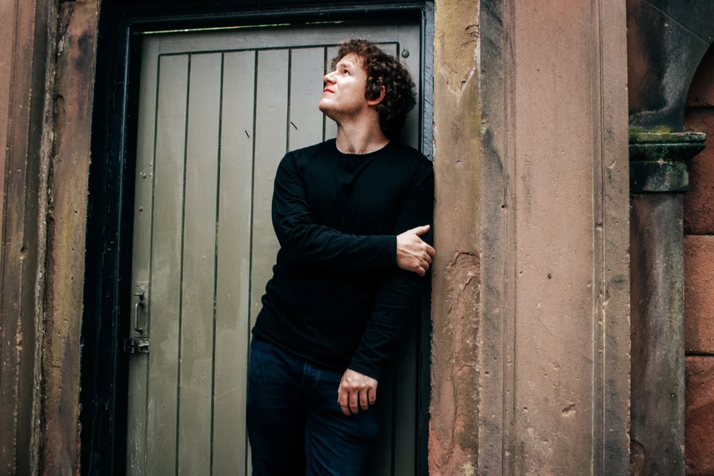 Dylan Robert Releases Film Credits-Ready Indie Pop Anthem ‘Harper’s ...